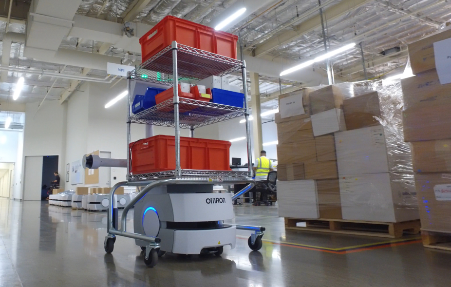 군집 주행이 가능한 OMRON AMR 시스템