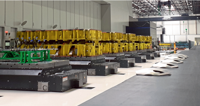 포르쉐 차체를 제작하는 Smart Press Shop