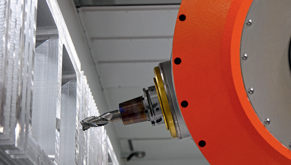 Bavius는 알루미늄을 분당 20리터 이상 가공한다.