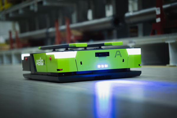 AMR with Swarm Intelligence Maneuvers in Tight Spaces